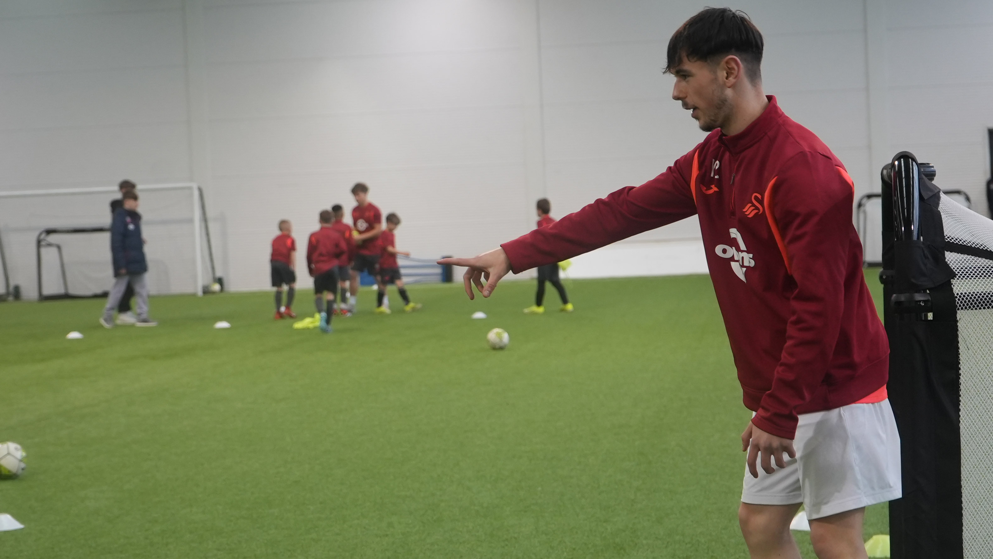 Swansea City Under-18s lead coaching session with pre-academy | Swansea